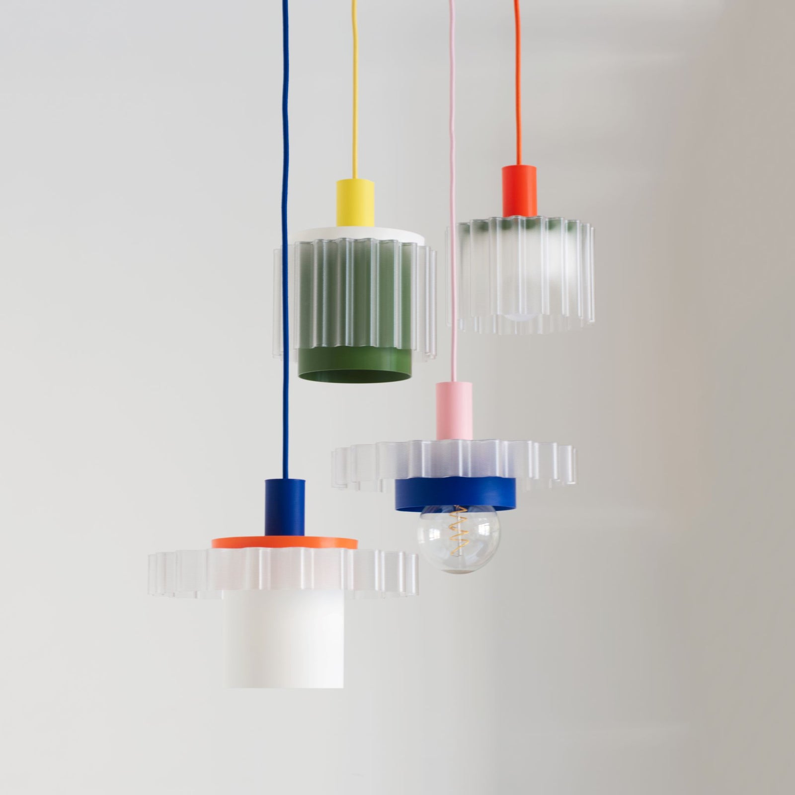 Suspension Gigi 1 WARREN ET LAETITIA made in France